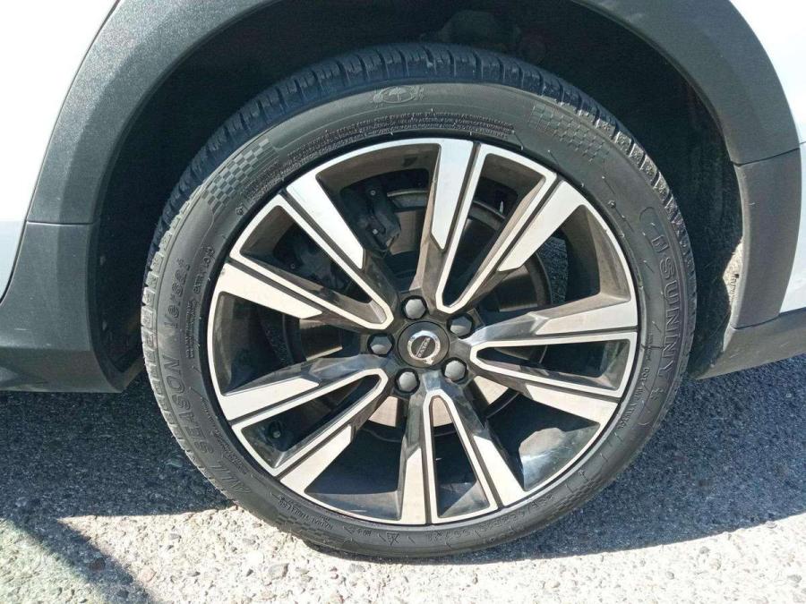 Balts Volvo V60 Cross Country 2019 Panevēža, ar dzinēja tilpumu 1.97 L un nobraukumu 282 tūkst. km par 12900 €, foto 35 vietnē AUTOMOTO.COM.LV