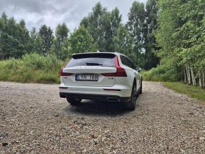 Белый Вольво V60 Cross Country 2020 в Клайпеда, объемом двигателя 1.97 л и пробегом 96 тыс. км за 25000 €, фото 5 на AUTOMOTO.COM.LV