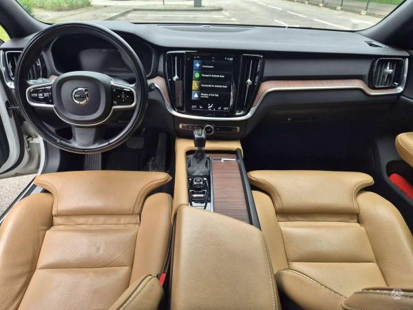 Balts Volvo V60 Cross Country 2020 Klaipėda, ar dzinēja tilpumu 1.97 L un nobraukumu 96 tūkst. km par 25000 €, foto 8 vietnē AUTOMOTO.COM.LV