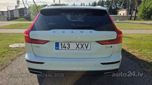 Белый Вольво V60 Cross Country 2020 в Таллин, объемом двигателя 2.00 л и пробегом 206 тыс. км за 18490 €, фото 11 на AUTOMOTO.COM.LV