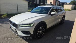 Белый Вольво V60 Cross Country 2020 в Таллин, объемом двигателя 2.00 л и пробегом 206 тыс. км за 18490 €, фото 14 на AUTOMOTO.COM.LV