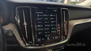 Белый Вольво V60 Cross Country 2020 в Таллин, объемом двигателя 2.00 л и пробегом 206 тыс. км за 18490 €, фото 23 на AUTOMOTO.COM.LV