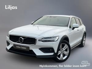 Balts Volvo V60 Cross Country 2021 Kauņa, ar dzinēja tilpumu 0.00 L un nobraukumu 95 tūkst. km par 34542 €, foto  vietnē AUTOMOTO.COM.LV