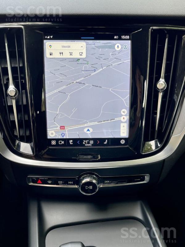 Volvo V60 2023 Rīga, ar dzinēja tilpumu 2.00 L un nobraukumu 0 tūkst. km par 35800 €, foto 5 vietnē AUTOMOTO.COM.LV