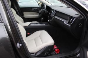 Green Volvo V60 2018 in Riga, with an engine capacity of 2.00 L and mileage of 210 thousand km for 14250 €, photo 18 on AUTOMOTO.COM.LV