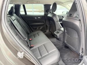Green Volvo V60 2019 in Riga, with an engine capacity of 2.00 L and mileage of 208 thousand km for 18995 €, photo 20 on AUTOMOTO.COM.LV