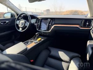 Green Volvo V60 2019 in Riga, with an engine capacity of 2.00 L and mileage of 208 thousand km for 18995 €, photo 21 on AUTOMOTO.COM.LV