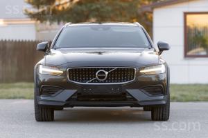 Zaļš Volvo V60 2019 Jelgava, ar dzinēja tilpumu 2.00 L un nobraukumu 0 tūkst. km par 18950 €, foto 4 vietnē AUTOMOTO.COM.LV