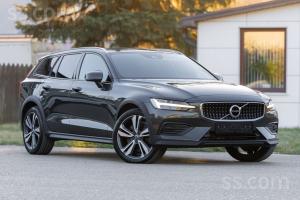 Zaļš Volvo V60 2019 Jelgava, ar dzinēja tilpumu 2.00 L un nobraukumu 0 tūkst. km par 18950 €, foto 5 vietnē AUTOMOTO.COM.LV