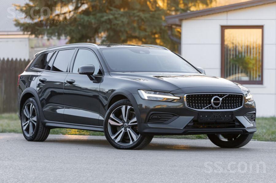 Zaļš Volvo V60 2019 Jelgava, ar dzinēja tilpumu 2.00 L un nobraukumu 0 tūkst. km par 18950 €, foto 5 vietnē AUTOMOTO.COM.LV