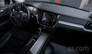 Zaļš Volvo V60 2019 Jelgava, ar dzinēja tilpumu 2.00 L un nobraukumu 0 tūkst. km par 18950 €, foto 13 vietnē AUTOMOTO.COM.LV