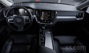 Zaļš Volvo V60 2019 Jelgava, ar dzinēja tilpumu 2.00 L un nobraukumu 0 tūkst. km par 18950 €, foto 14 vietnē AUTOMOTO.COM.LV
