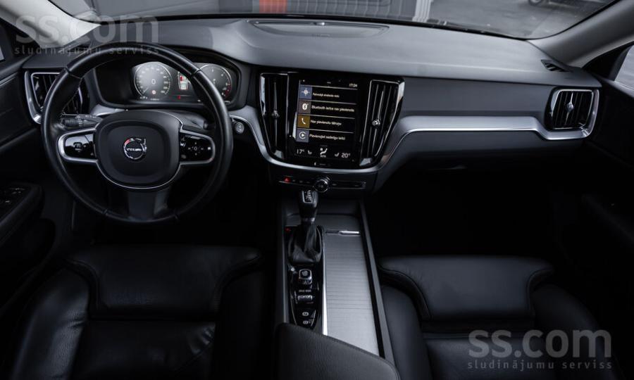 Zaļš Volvo V60 2019 Jelgava, ar dzinēja tilpumu 2.00 L un nobraukumu 0 tūkst. km par 18950 €, foto 14 vietnē AUTOMOTO.COM.LV