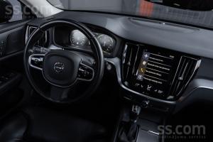 Zaļš Volvo V60 2019 Jelgava, ar dzinēja tilpumu 2.00 L un nobraukumu 0 tūkst. km par 18950 €, foto 15 vietnē AUTOMOTO.COM.LV