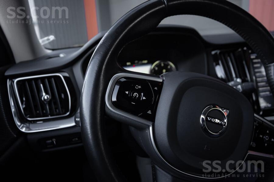 Zaļš Volvo V60 2019 Jelgava, ar dzinēja tilpumu 2.00 L un nobraukumu 0 tūkst. km par 18950 €, foto 26 vietnē AUTOMOTO.COM.LV