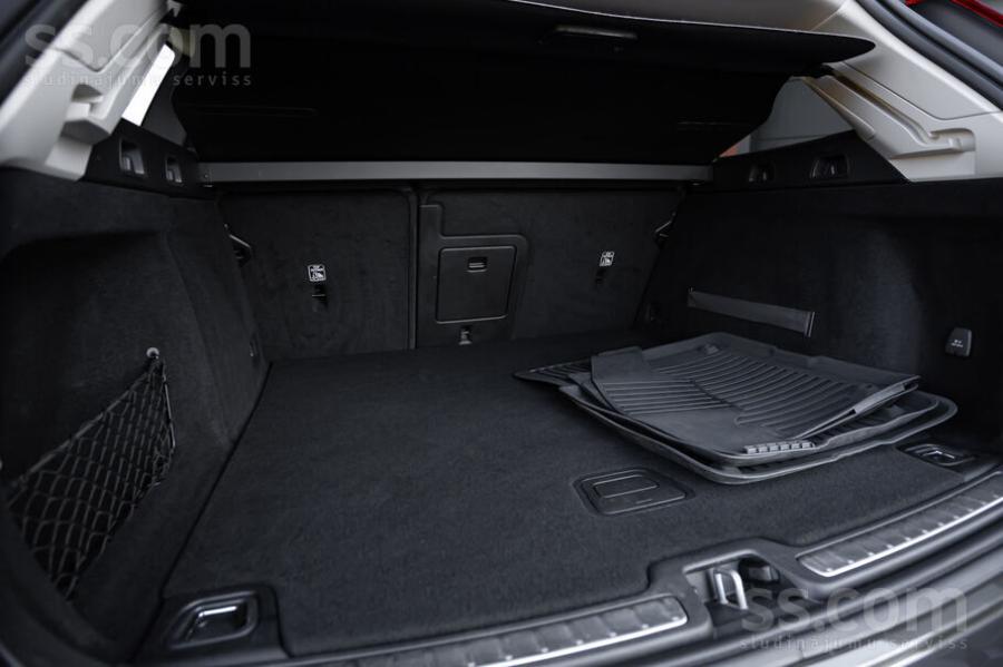 Zaļš Volvo V60 2019 Jelgava, ar dzinēja tilpumu 2.00 L un nobraukumu 0 tūkst. km par 18950 €, foto 30 vietnē AUTOMOTO.COM.LV