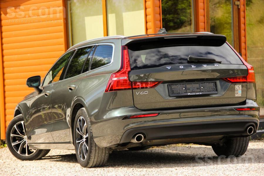 Zaļš Volvo V60 2020 Tukums, ar dzinēja tilpumu 2.00 L un nobraukumu 254 tūkst. km par 15490 €, foto 3 vietnē AUTOMOTO.COM.LV
