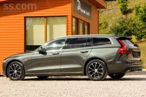 Zaļš Volvo V60 2020 Tukums, ar dzinēja tilpumu 2.00 L un nobraukumu 254 tūkst. km par 15490 €, foto 5 vietnē AUTOMOTO.COM.LV