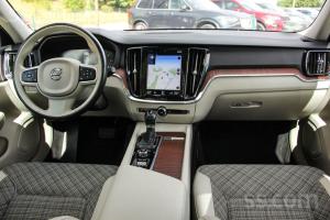 Zaļš Volvo V60 2020 Tukums, ar dzinēja tilpumu 2.00 L un nobraukumu 254 tūkst. km par 15490 €, foto 6 vietnē AUTOMOTO.COM.LV