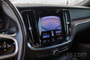 Zaļš Volvo V60 2020 Rīga, ar dzinēja tilpumu 2.00 L un nobraukumu 190 tūkst. km par 19500 €, foto 12 vietnē AUTOMOTO.COM.LV