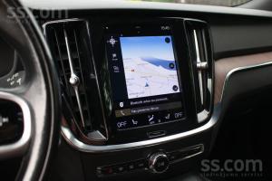 Zaļš Volvo V60 2020 Rīga, ar dzinēja tilpumu 2.00 L un nobraukumu 190 tūkst. km par 19500 €, foto 14 vietnē AUTOMOTO.COM.LV