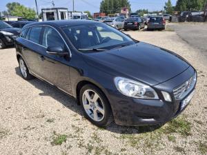 Pelēks Volvo V60 2011 Rīga, ar dzinēja tilpumu 2.00 L un nobraukumu 229 tūkst. km par 5950 €, foto 4 vietnē AUTOMOTO.COM.LV