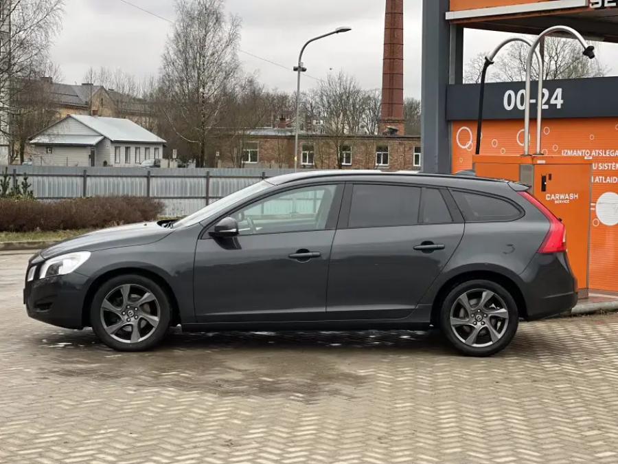 Серый Вольво B60 2011 в Екабпилс, объемом двигателя 1.60 л и пробегом 291 тыс. км за 6100 €, фото 10 на AUTOMOTO.COM.LV