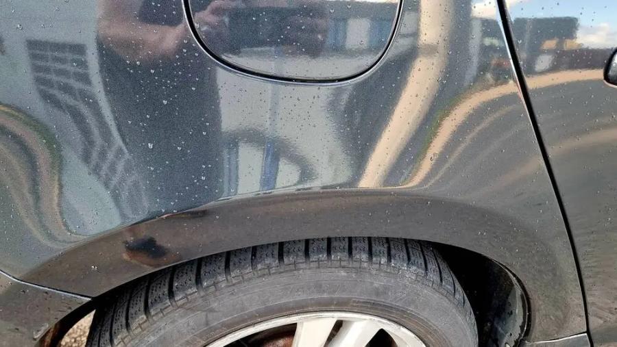 Grey Volvo V60 2011 in Cesis, with an engine capacity of 1.60 L and mileage of 319 thousand km for 3900 €, photo 13 on AUTOMOTO.COM.LV