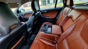 Grey Volvo V60 2011 in Cesis, with an engine capacity of 1.60 L and mileage of 319 thousand km for 3900 €, photo 20 on AUTOMOTO.COM.LV