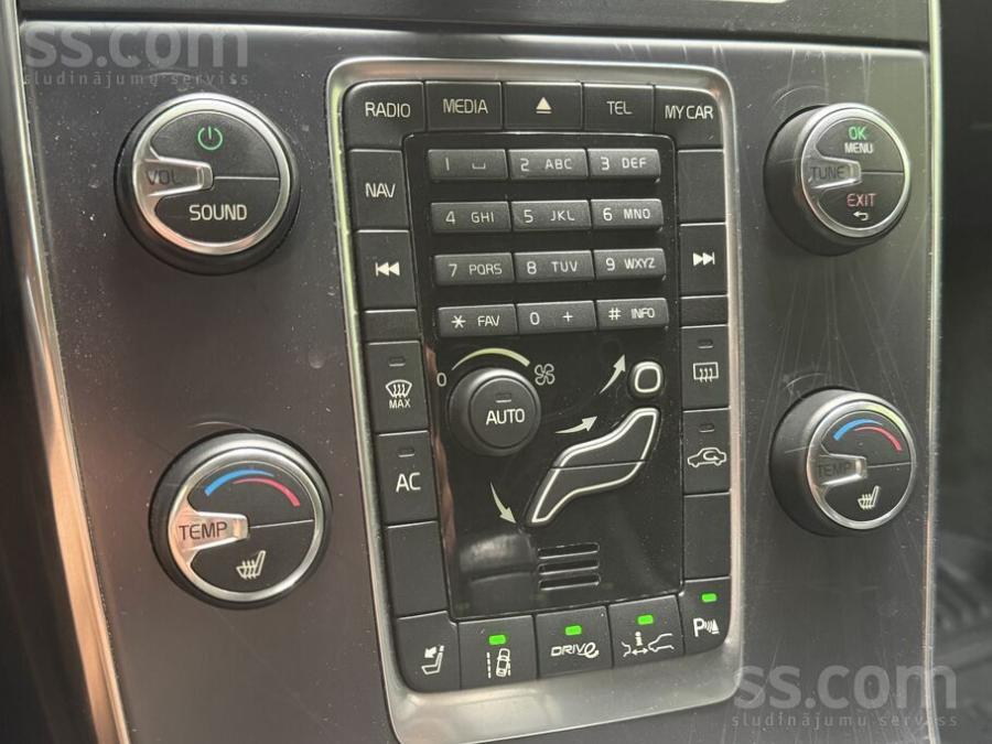 Grey Volvo V60 2011 in Riga, with an engine capacity of 2.00 L and mileage of 261 thousand km for 6350 €, photo 24 on AUTOMOTO.COM.LV