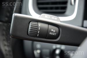 Pelēks Volvo V60 2012 Rīga, ar dzinēja tilpumu 2.00 L un nobraukumu 306 tūkst. km par 5450 €, foto 13 vietnē AUTOMOTO.COM.LV