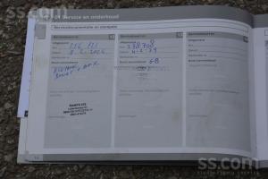Pelēks Volvo V60 2012 Rīga, ar dzinēja tilpumu 2.00 L un nobraukumu 306 tūkst. km par 5450 €, foto 27 vietnē AUTOMOTO.COM.LV