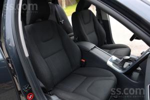 Pelēks Volvo V60 2012 Rīga, ar dzinēja tilpumu 2.00 L un nobraukumu 306 tūkst. km par 5450 €, foto 33 vietnē AUTOMOTO.COM.LV