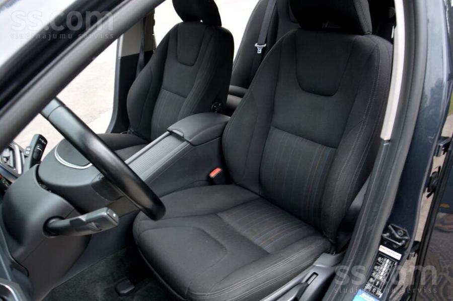 Pelēks Volvo V60 2012 Rīga, ar dzinēja tilpumu 2.00 L un nobraukumu 306 tūkst. km par 5450 €, foto 35 vietnē AUTOMOTO.COM.LV