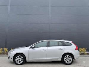Grey Volvo V60 2013 in Vilnius, with an engine capacity of 1.59 L and mileage of 191 thousand km for 4950 €, photo 5 on AUTOMOTO.COM.LV