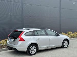 Grey Volvo V60 2013 in Vilnius, with an engine capacity of 1.59 L and mileage of 191 thousand km for 4950 €, photo 4 on AUTOMOTO.COM.LV