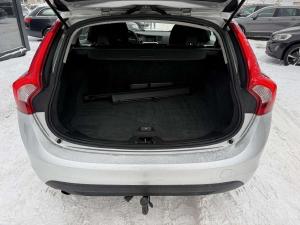 Grey Volvo V60 2013 in Vilnius, with an engine capacity of 1.59 L and mileage of 191 thousand km for 4950 €, photo 11 on AUTOMOTO.COM.LV