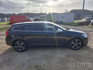 Grey Volvo V60 2013 in Riga, with an engine capacity of 2.00 L and mileage of 277 thousand km for 7250 €, photo 6 on AUTOMOTO.COM.LV