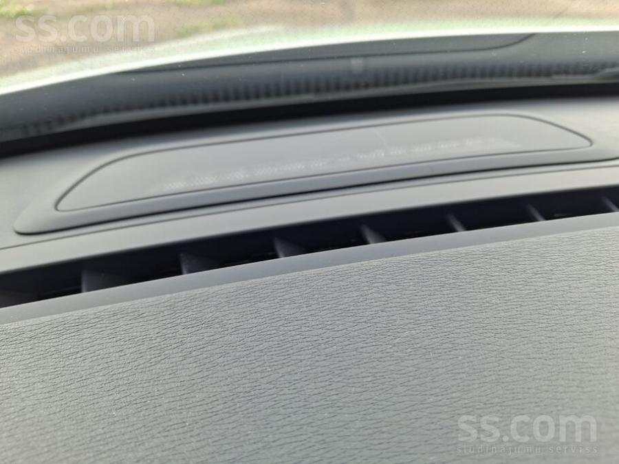 Pelēks Volvo V60 2014 Rīga, ar dzinēja tilpumu 2.00 L un nobraukumu 282 tūkst. km par 7495 €, foto 20 vietnē AUTOMOTO.COM.LV