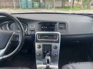 Grey Volvo V60 2014 in Ludza, with an engine capacity of 2.40 L and mileage of 332 thousand km for 7800 €, photo 11 on AUTOMOTO.COM.LV