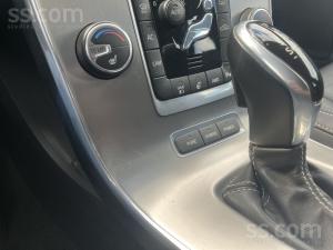 Grey Volvo V60 2014 in Ludza, with an engine capacity of 2.40 L and mileage of 332 thousand km for 7800 €, photo 14 on AUTOMOTO.COM.LV