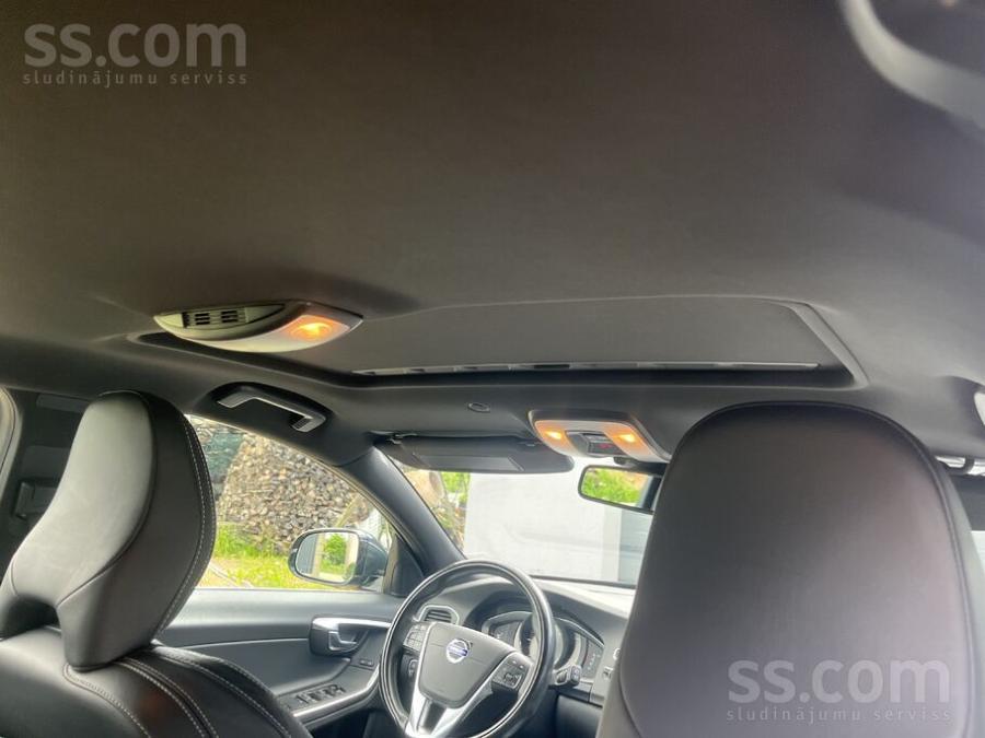 Grey Volvo V60 2014 in Ludza, with an engine capacity of 2.40 L and mileage of 332 thousand km for 7800 €, photo 17 on AUTOMOTO.COM.LV
