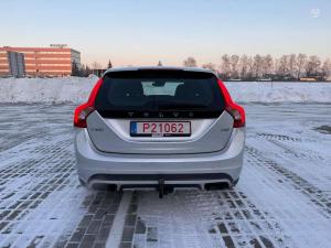 Grey Volvo V60 2015 in Vilnius, with an engine capacity of 1.60 L and mileage of 269 thousand km for 6350 €, photo 7 on AUTOMOTO.COM.LV