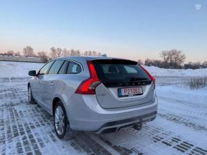 Grey Volvo V60 2015 in Vilnius, with an engine capacity of 1.60 L and mileage of 269 thousand km for 6350 €, photo 8 on AUTOMOTO.COM.LV