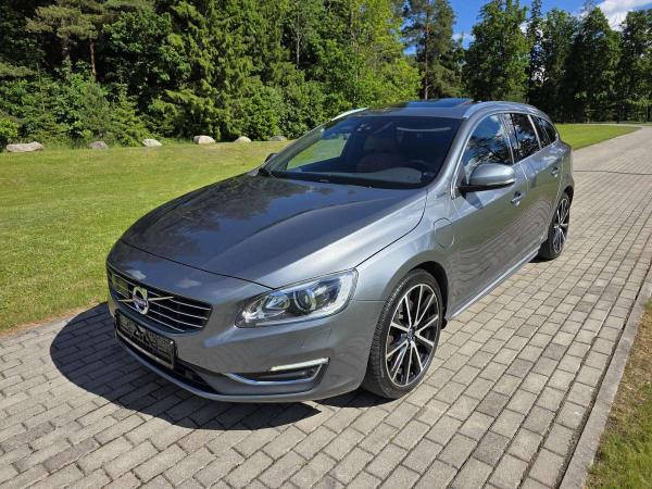 Серый Вольво B60 2015 в Тельшяй, объемом двигателя 2.40 л и пробегом 289 тыс. км за 8200 €, фото 1 на AUTOMOTO.COM.LV