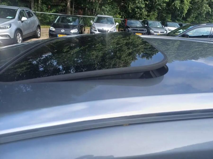 Pelēks Volvo V60 2015 Jūrmala, ar dzinēja tilpumu 2.40 L un nobraukumu 342 tūkst. km par 7990 €, foto 4 vietnē AUTOMOTO.COM.LV