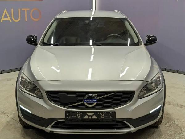 Серый Вольво B60 2016 в Юрмала, объемом двигателя 2.00 л и пробегом 186 тыс. км за 11950 €, фото 9 на AUTOMOTO.COM.LV