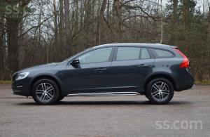 Pelēks Volvo V60 2017 Rīga, ar dzinēja tilpumu 2.40 L un nobraukumu 196 tūkst. km par 13990 €, foto 6 vietnē AUTOMOTO.COM.LV