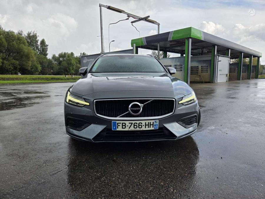 Серый Вольво B60 2018 в Таураге, объемом двигателя 2.00 л и пробегом 264 тыс. км за 11300 €, фото 5 на AUTOMOTO.COM.LV