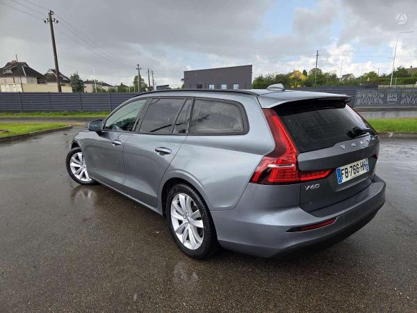 Pelēks Volvo V60 2018 Tauragė, ar dzinēja tilpumu 2.00 L un nobraukumu 264 tūkst. km par 11300 €, foto 8 vietnē AUTOMOTO.COM.LV